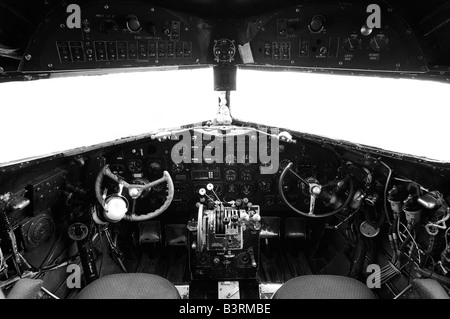 Cockpit of a Douglas DC-4 Stock Photo - Alamy