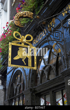 Berry Brothers and Rudd Wine Shop St. James London UK Stock Photo - Alamy