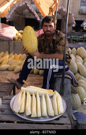 Melon salesman in the Tashkent Market, Uzbekistan, Central Asia Stock ...