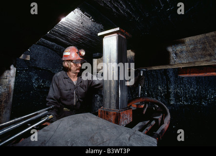 Hydraulic support of coal mine Stock Photo - Alamy