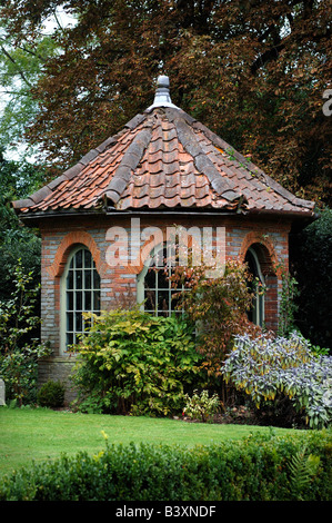 A SUMMERHOUSE AT HOOK END MANOR RECORDING STUDIOS NEAR READING UK Stock ...