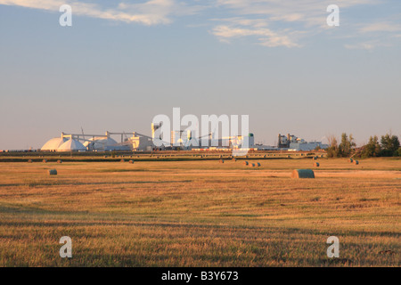 Potash factory at Saskatoon, Saskatchewan Stock Photo - Alamy
