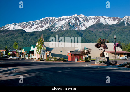 Downtown Joseph Oregon with Wallowa Mountains Stock Photo - Alamy