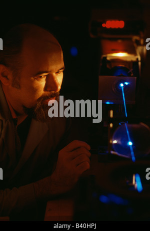 beam, research, experiment, science, laser, physics, lab, laboratory, light, university, optics ...