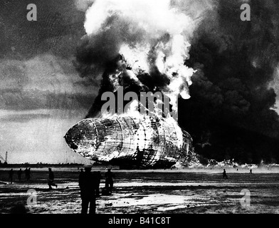 Burning LZ 129 'Hindenburg', 1937 Stock Photo - Alamy