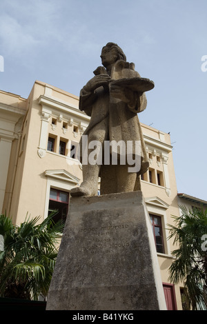 statue of Hyacinthe Rigaud by Roger Maureso Perpignan Languedoc ...