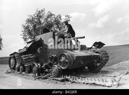 Soviet tank KV-2 Stock Photo - Alamy