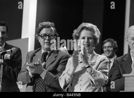 Geoffrey Howe and Margaret Thatcher October 1977 applaud the speech of ...