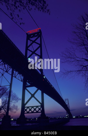Michigan, Detroit. Early morning city skyline view of downtown Detroit ...
