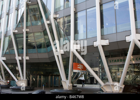 Fleet Place house thameslink city heron property city of london england ...