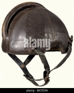 A pilot's prototype steel helmet SSK 90., Body of riveted sheet steel ...