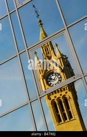 Clock tower commemorating the coronation of King Edward V11 at Bexhill ...