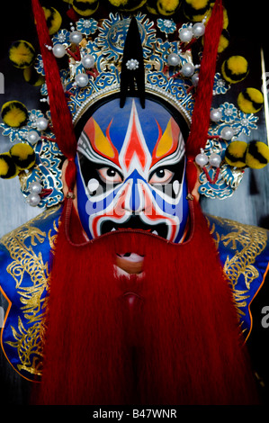 A Traditional Chinese opera mask Stock Photo - Alamy