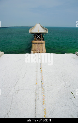 Old causeway of Overseas Highway old Bahia Honda Bridge, Spanish Harbor ...