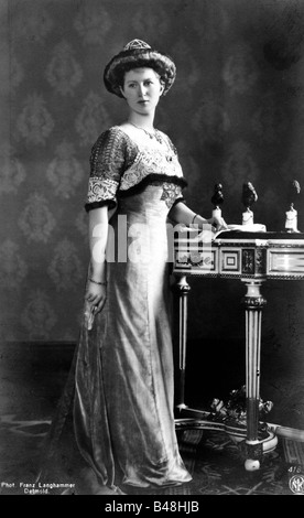 Victoria Adelaide of Schleswig Holstein duchess of Saxe Coburg Gotha ...