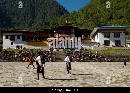 geography / travel, Bhutan, tradition / folklore, Dance of the Zhungdra ...