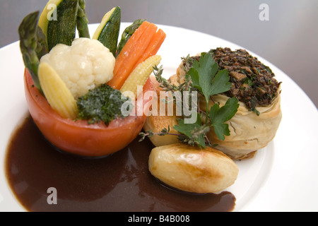 Minced beef parcel with potatoes and vegetables Stock Photo - Alamy
