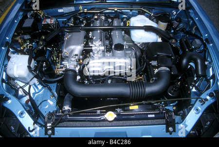Engine compartment of a Mazda MX-5 Stock Photo - Alamy