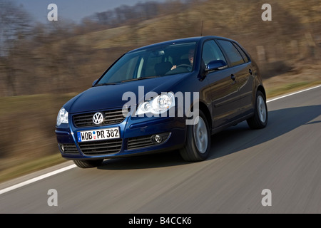 Car, VW Volkswagen Polo 1.9 TDI, model year 2005-, dark blue, small ...