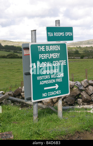 Irish Road signs, County Clare, Ireland Stock Photo - Alamy