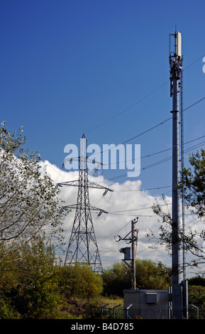 275 Kv. overhead electricity power lines and tower. Heysham, Lancashire ...