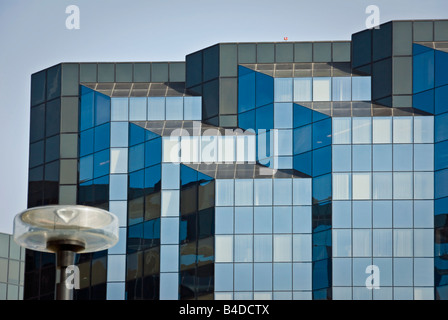 Irvine Office Main Street Architectural glass Exterior looking up ...