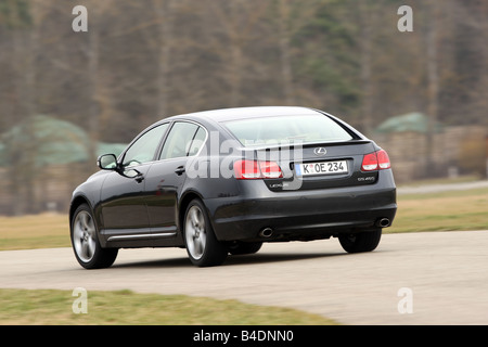 Lexus GS 460, model year 2008-, dunkelblue moving, diagonal from the ...