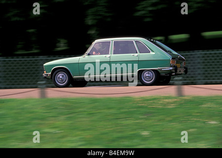 Car, Renault 16, model year 1965-1978, vintage car, 1960s, sixties ...