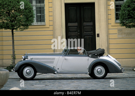 Audi 225 convertible, model year 1933-1938, grey, standing, diagonal ...
