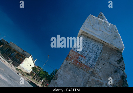 War damage in Angola Stock Photo - Alamy