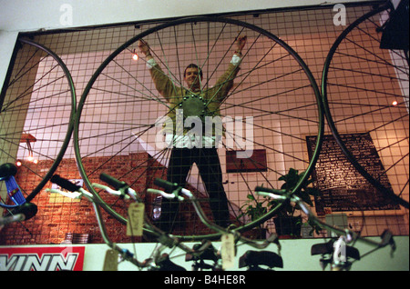 Simon O Brien Actor January 98 Brookside actor who left the show to ...