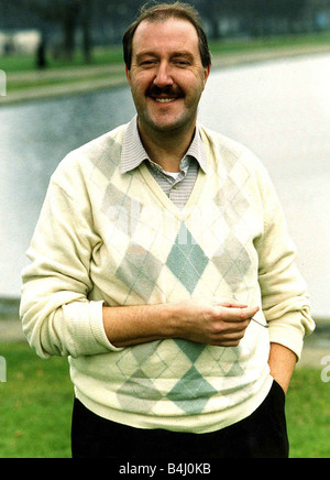 Gordon Kaye actor August 1989 Stock Photo - Alamy