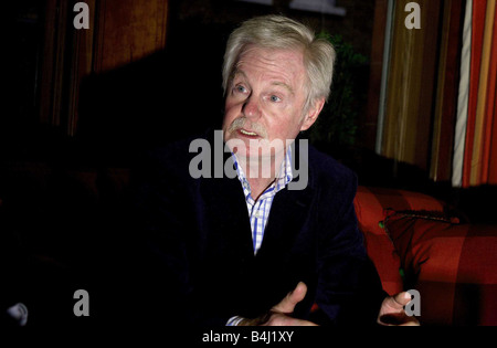 Sir Derek Jacobi actor august 2003 at the Covent Garden Hotel Stock ...