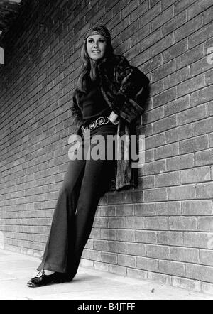 Stefanie Powers July 1970 Actress Stock Photo - Alamy
