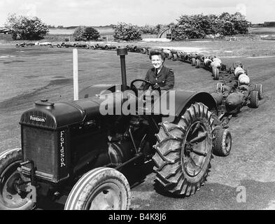 Women on tractors World War I 1917 18 History World War I War economies ...
