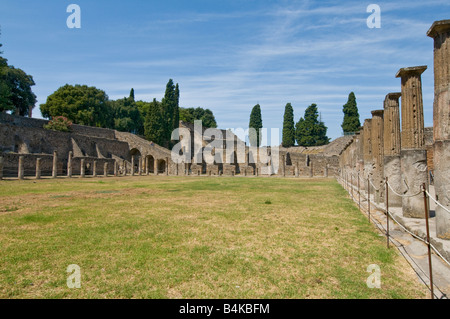 Gladiators Barracks, Pompeii Stock Photo - Alamy