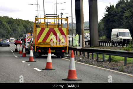 motorway roadworks road work works motorways m1 repair repairs ...