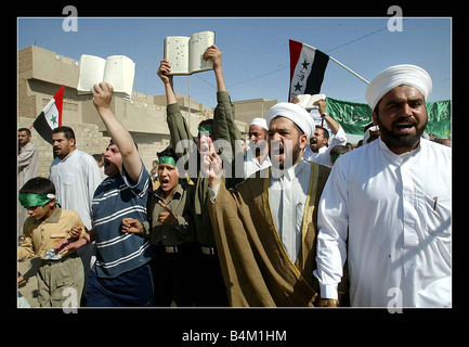Iraq War March 2003 Baghdad ablaze during the allied bombing on the ...