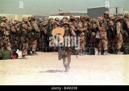 1990 - Dammam, Saudi Arabia - US Army soldiers based in Saudi Arabia ...