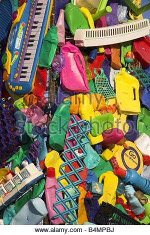 Pile of discarded toys Stock Photo: 35835462 - Alamy