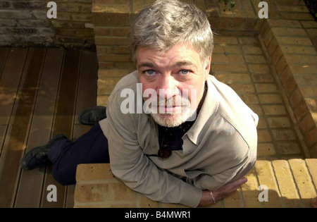 Matthew Kelly TV Presenter in London today for an interview with Nina ...