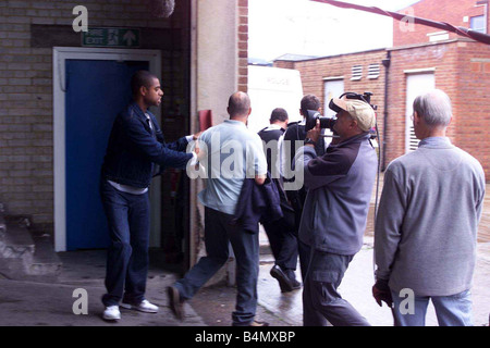 TV Programme The Bill July 2002 Behind the scenes at The Bill TV show ...