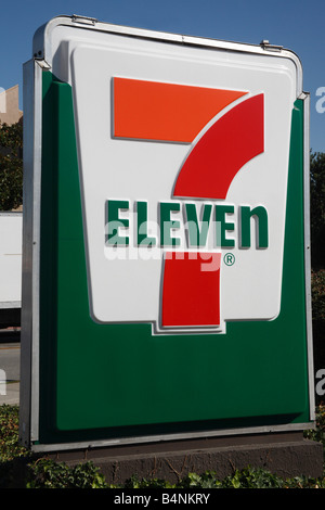 7 Eleven Seven Eleven shop sign logo Stock Photo - Alamy