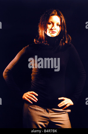Sarah Smart Actress from At Home with the Braithwaites 2000s studio pix ...