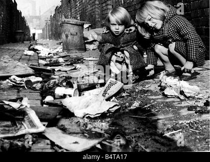 Children playing in the Scotswood area of Newcastle Slum clearance ...