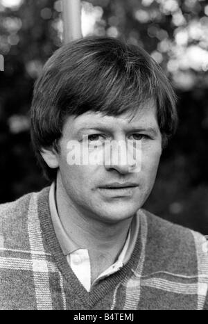 Alex Higgins former World Snooker Champion 1983 has a swing in his ...