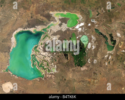 Aerial of lake Tengiz, Korgalzhyn Nature Reserve, UNESCO heritage site ...