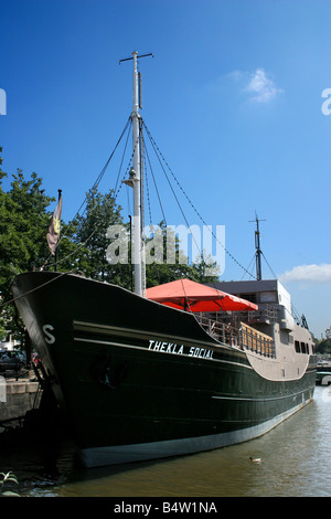 Thekla floating Nightclub Stock Photo - Alamy
