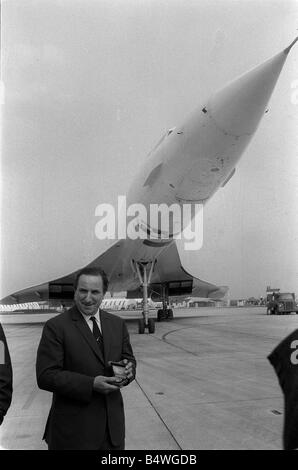 Captain Brian Trubshaw Concorde Pilot pictured after being presented ...