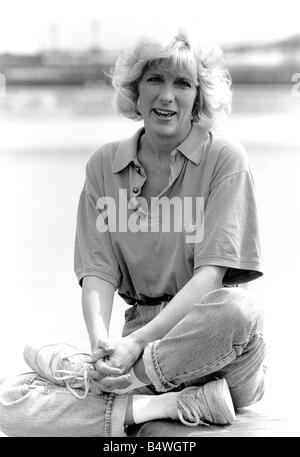 Diana Weston actress May 1990 star og the ITV comedy The Upper Hand ...